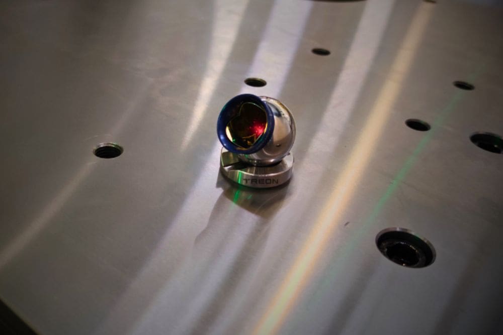 What are SMR probes? (Spherically Mounted Retroreflector) - TREON